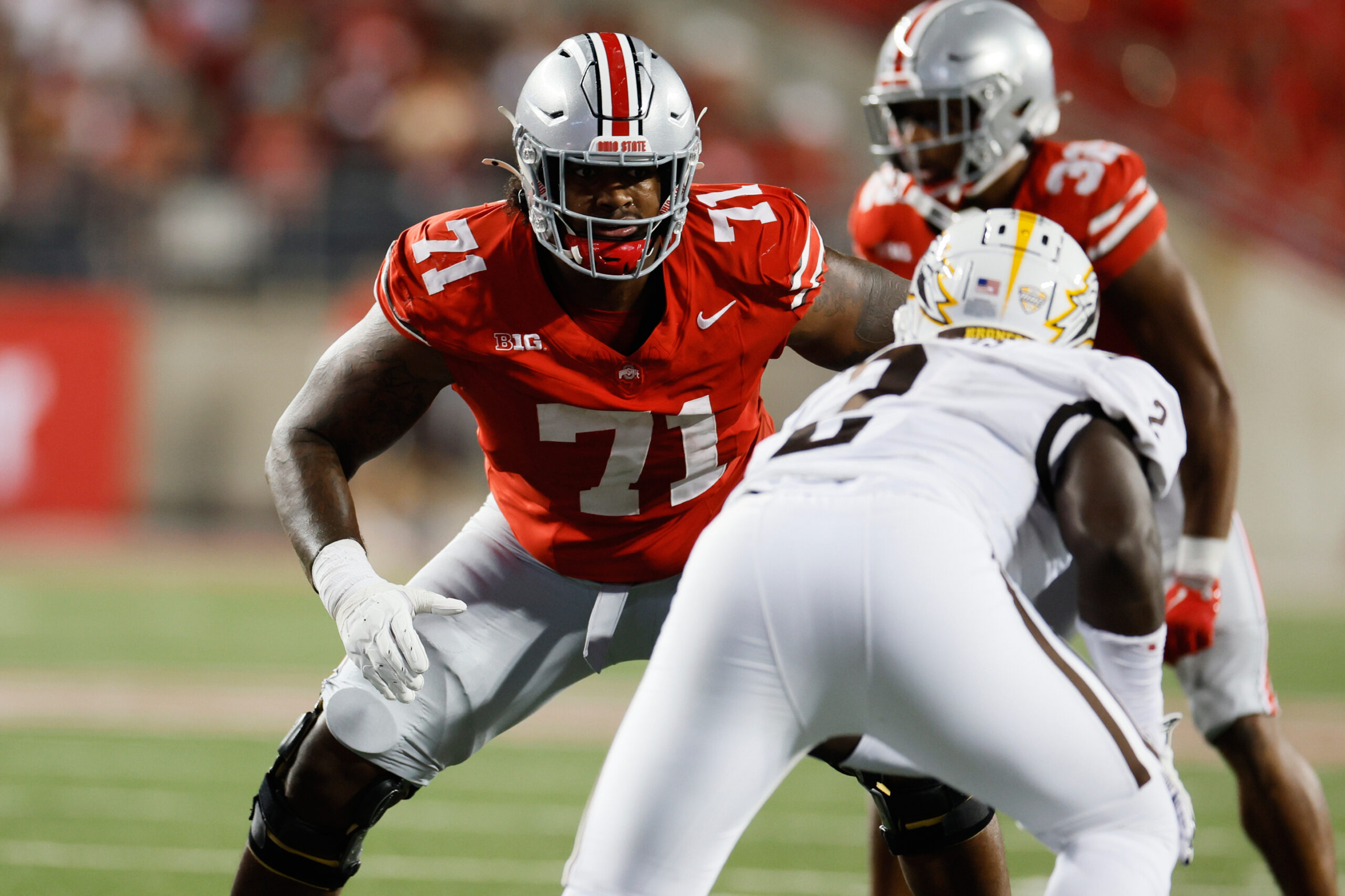 Chiefs solidify their offensive and defensive lines while plugging ...